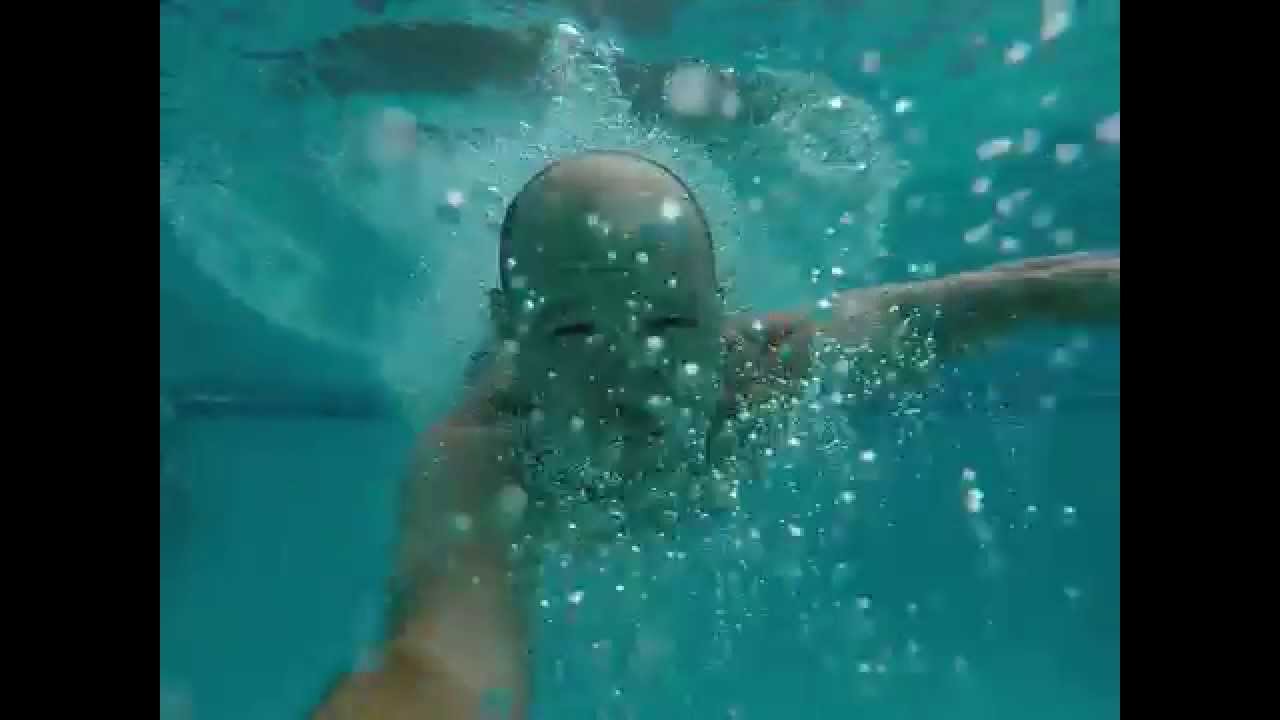GoPro diving into pool - YouTube