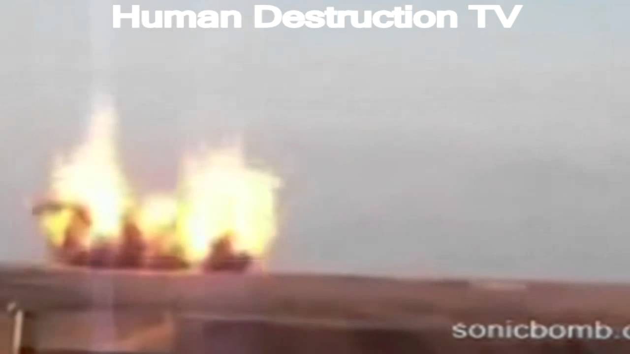 Super explosion causes massive damage - YouTube