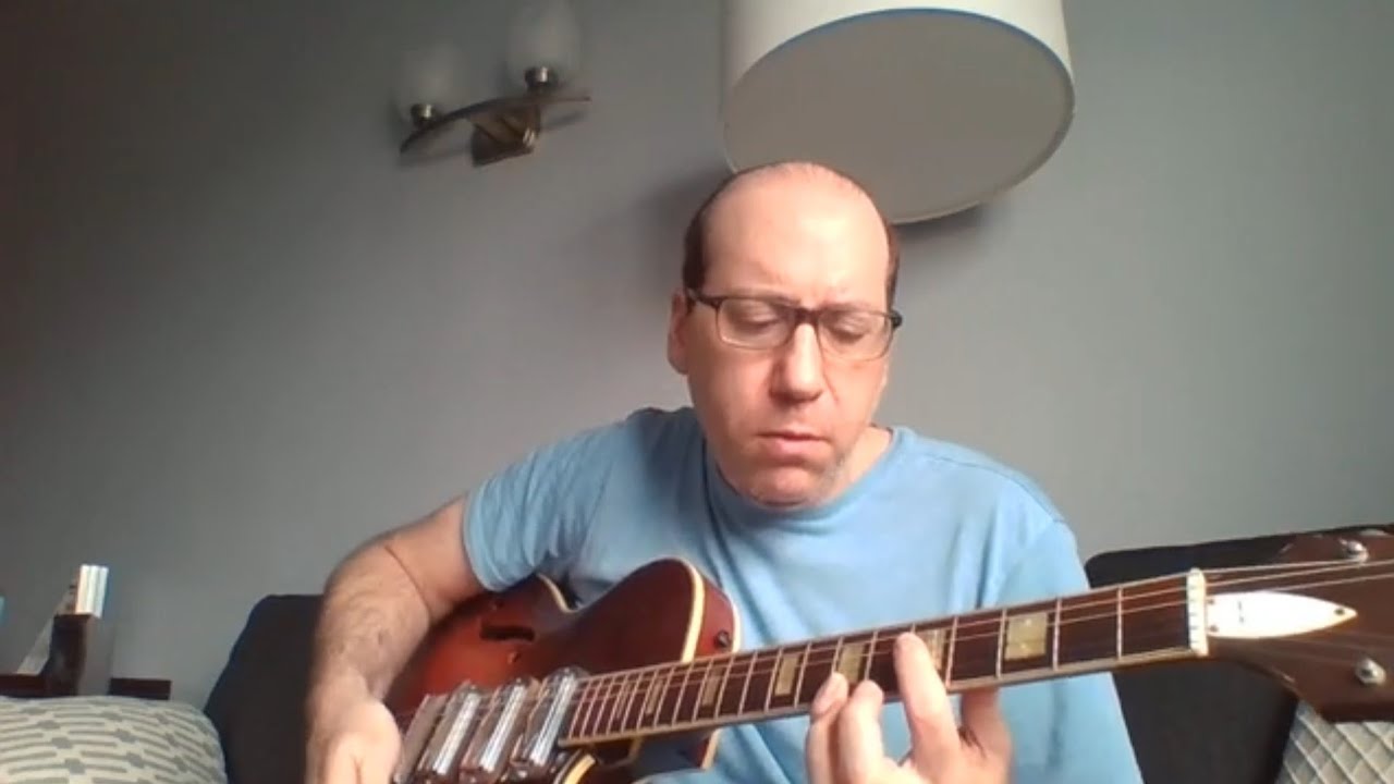 Brett Smith - Ain't No Sunshine (Bill Withers) - YouTube