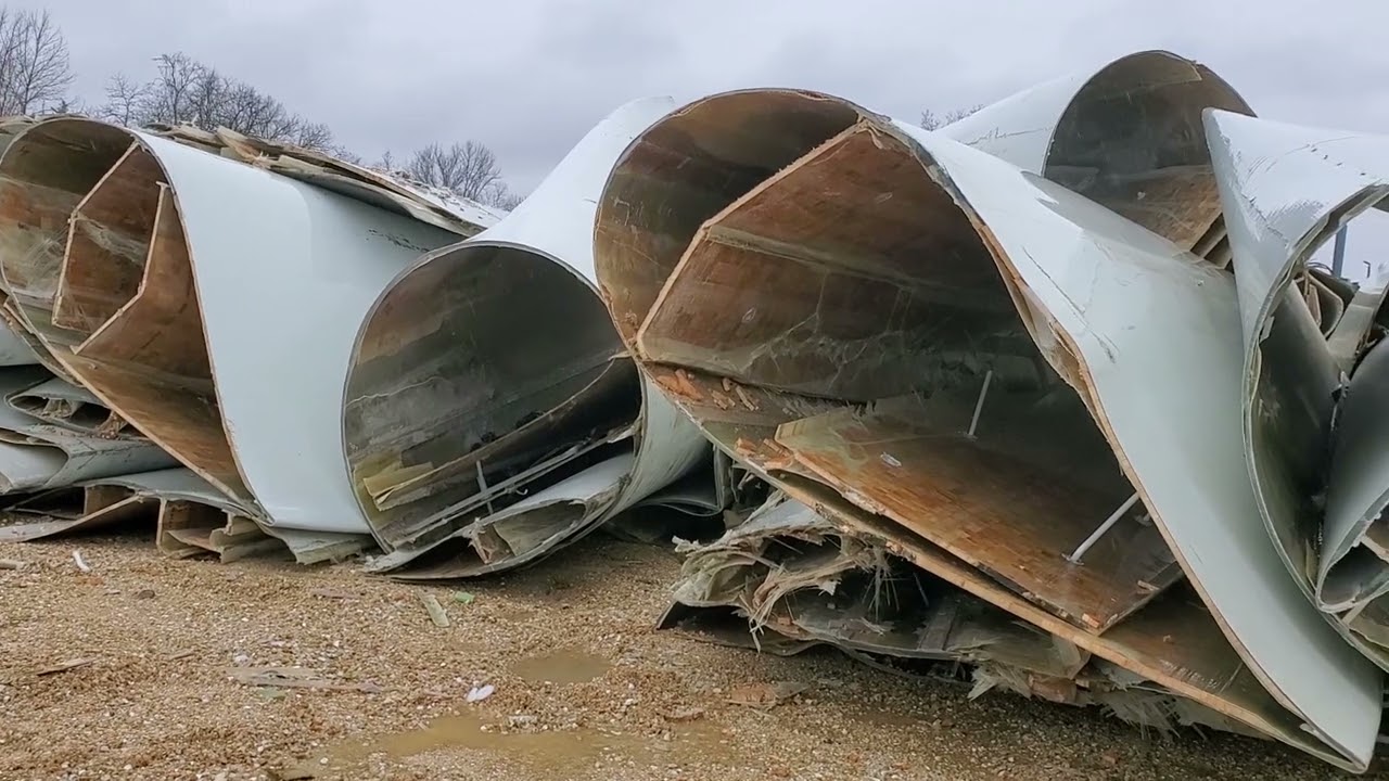 2021 Windmill Blade Shredding - YouTube