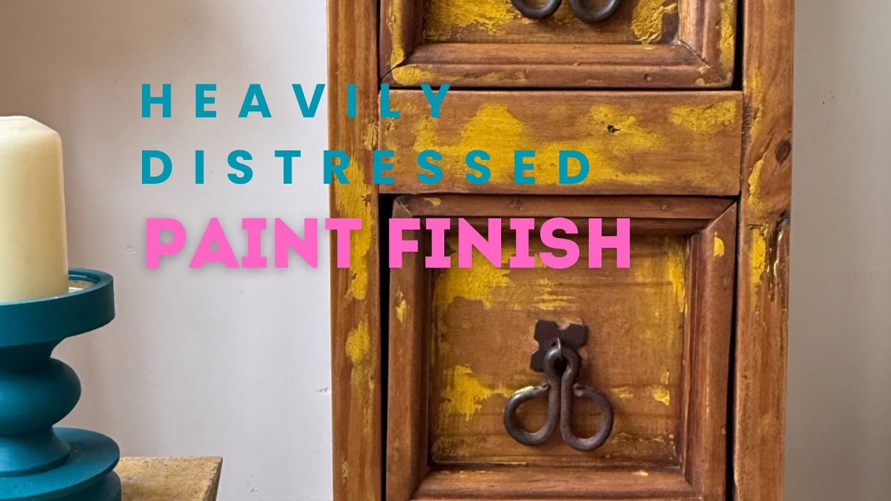 How to create a heavily distressed paint finish with clay paint and a ...