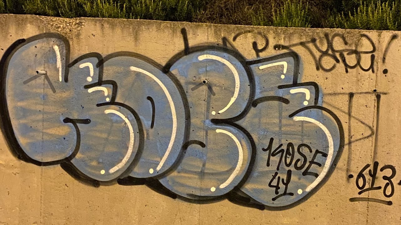 Raw graffiti small throwie on the side of the road. - YouTube