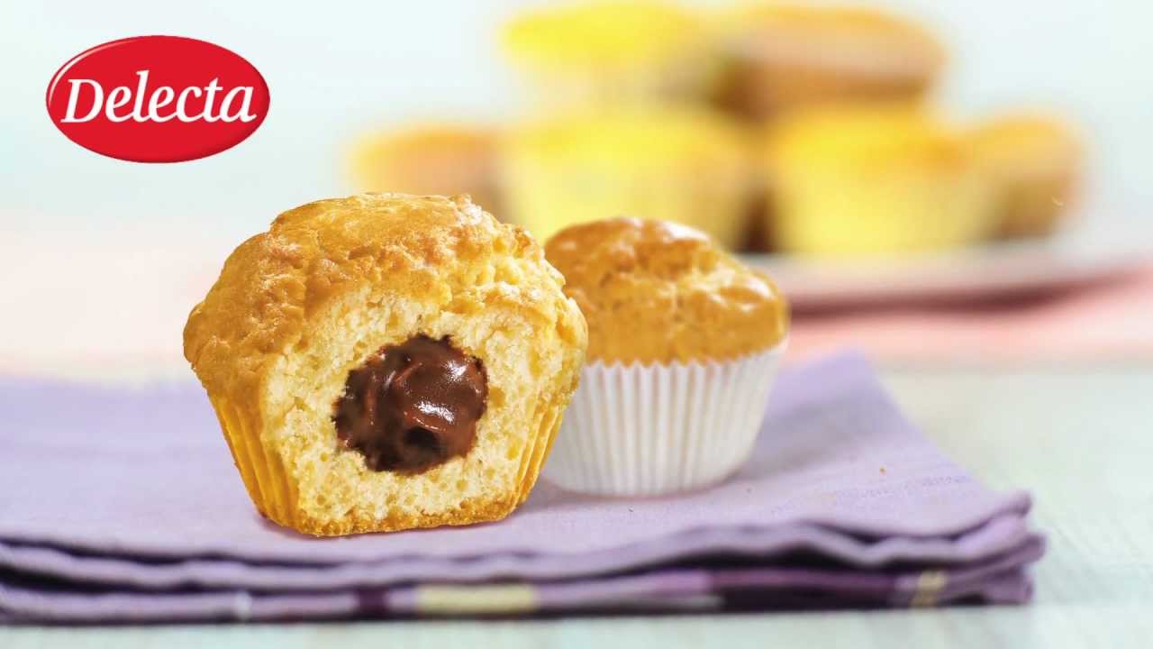 Delecta - Babeczki Nadziane budyniem czekoladowym - YouTube