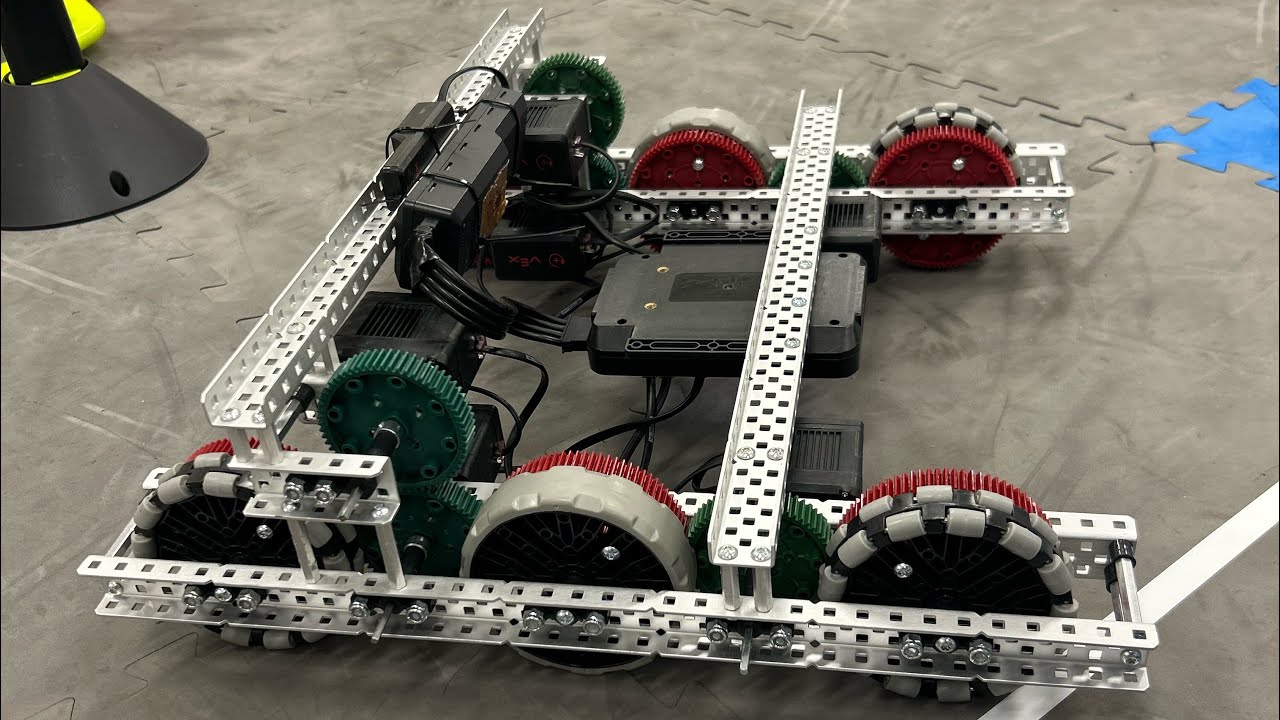 Why is our chassis turning to the right ?? - YouTube