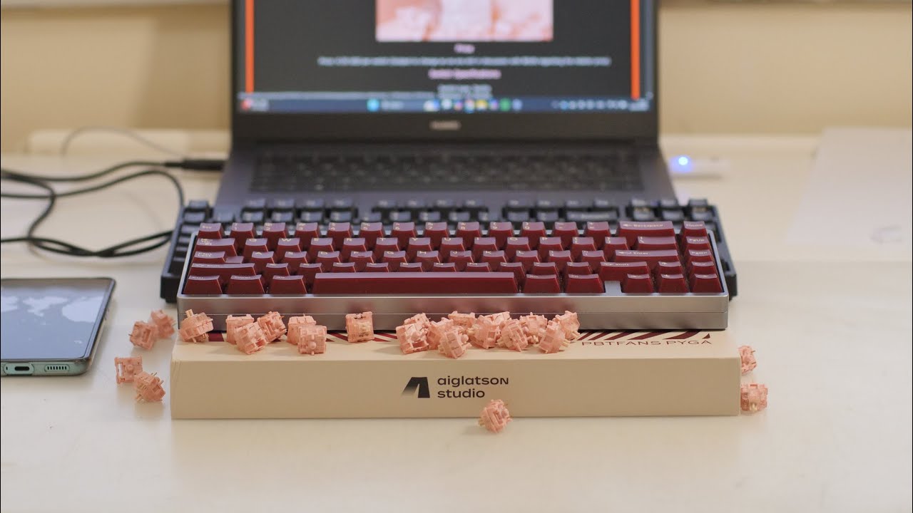 2017 custom keyboard with modern internals - YouTube