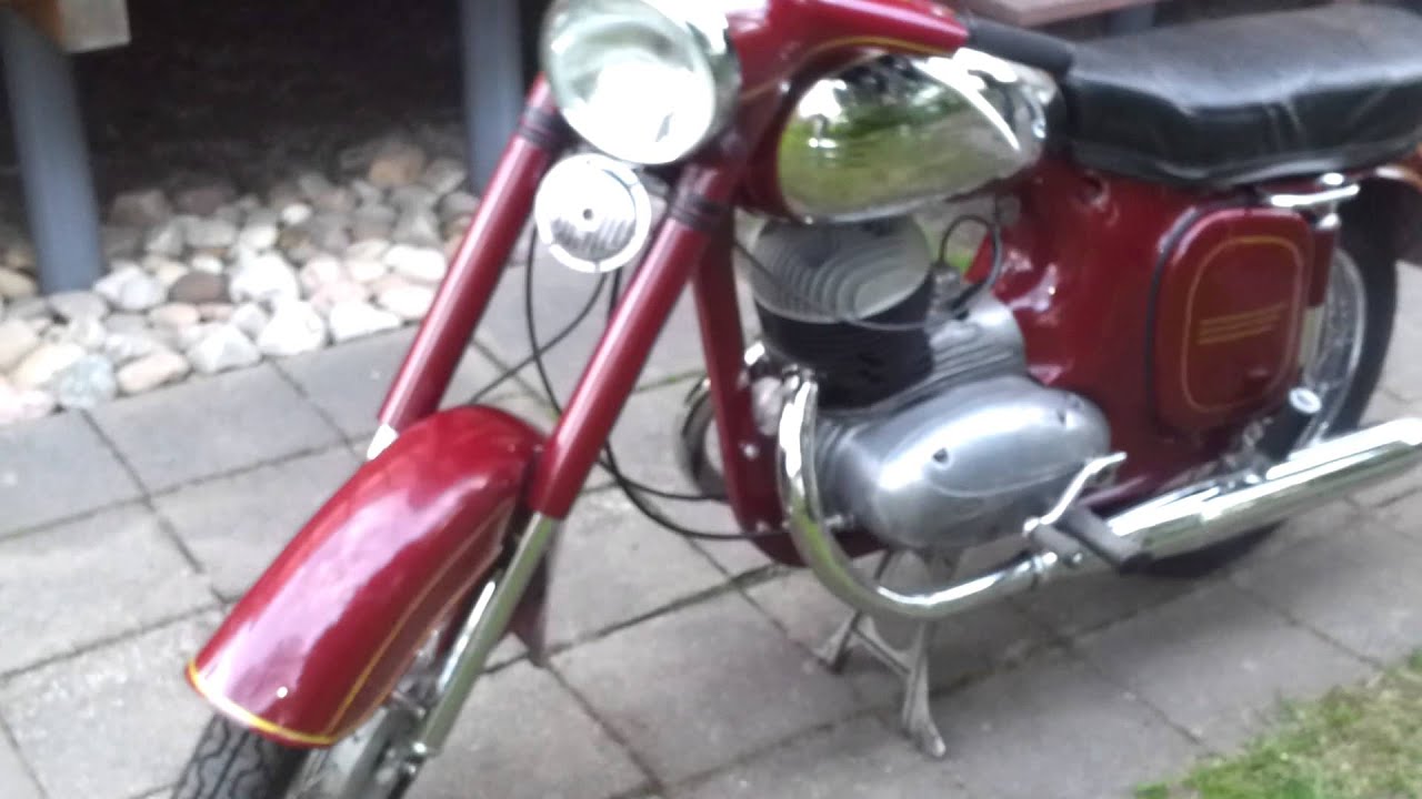 Jawa 250/559 1966 - YouTube