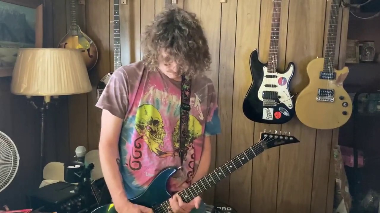 Demo of my 1990's Made in California Chandler USA super strat - YouTube
