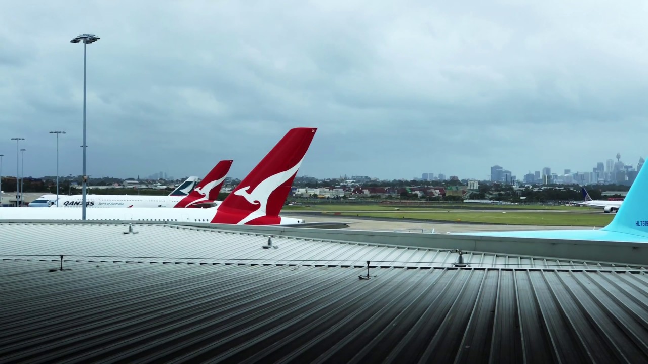 New flight launched by Qantas in December 2017 (Sydney-Osaka) QF33 ...