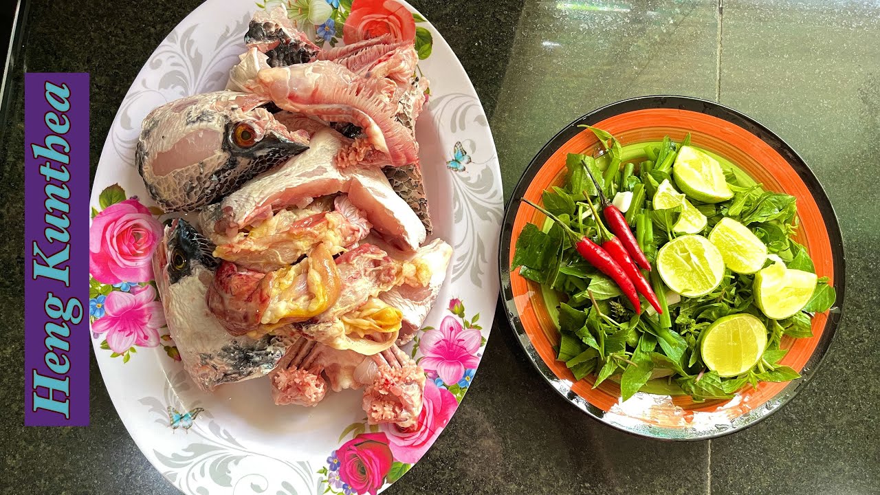 Boil fish head soup #ស្ងោរជ្រក់ក្បាលត្រី #cooking #fyp - YouTube