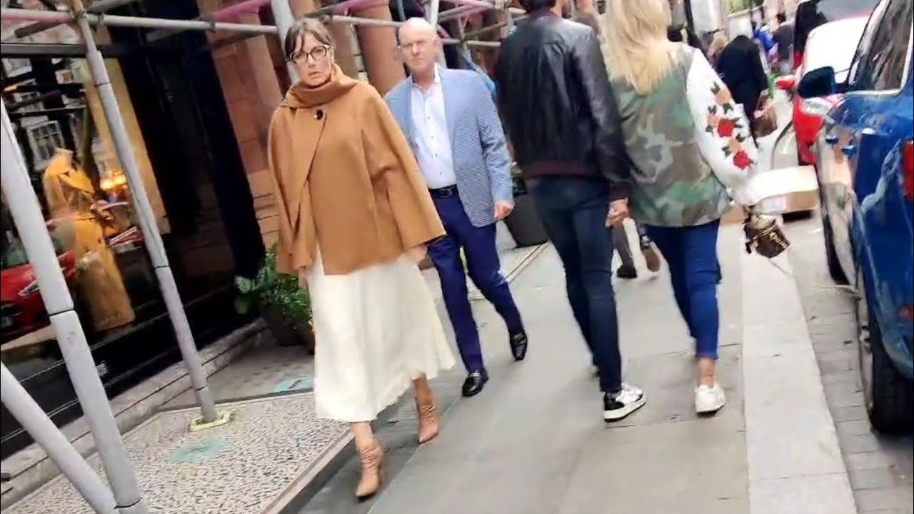 Fashion After 50, 60, 70. How They Dress At An Elegant Age In London ...