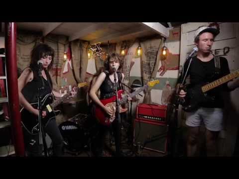 Those Darlins - That Man (Live @Pickathon 2014)