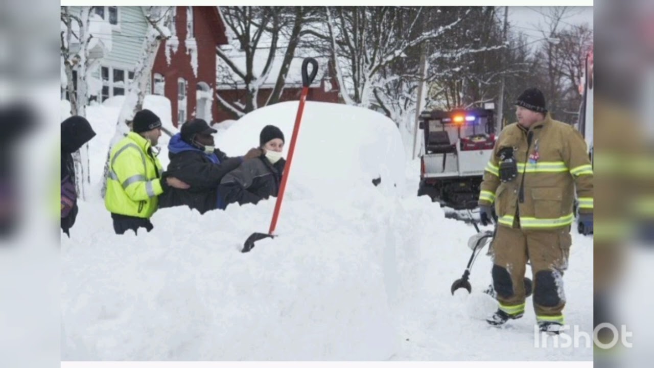 US winter storm traps New York State residents in cars - YouTube