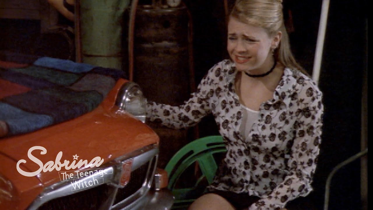 Sabrina Buys a Talking Car! - YouTube