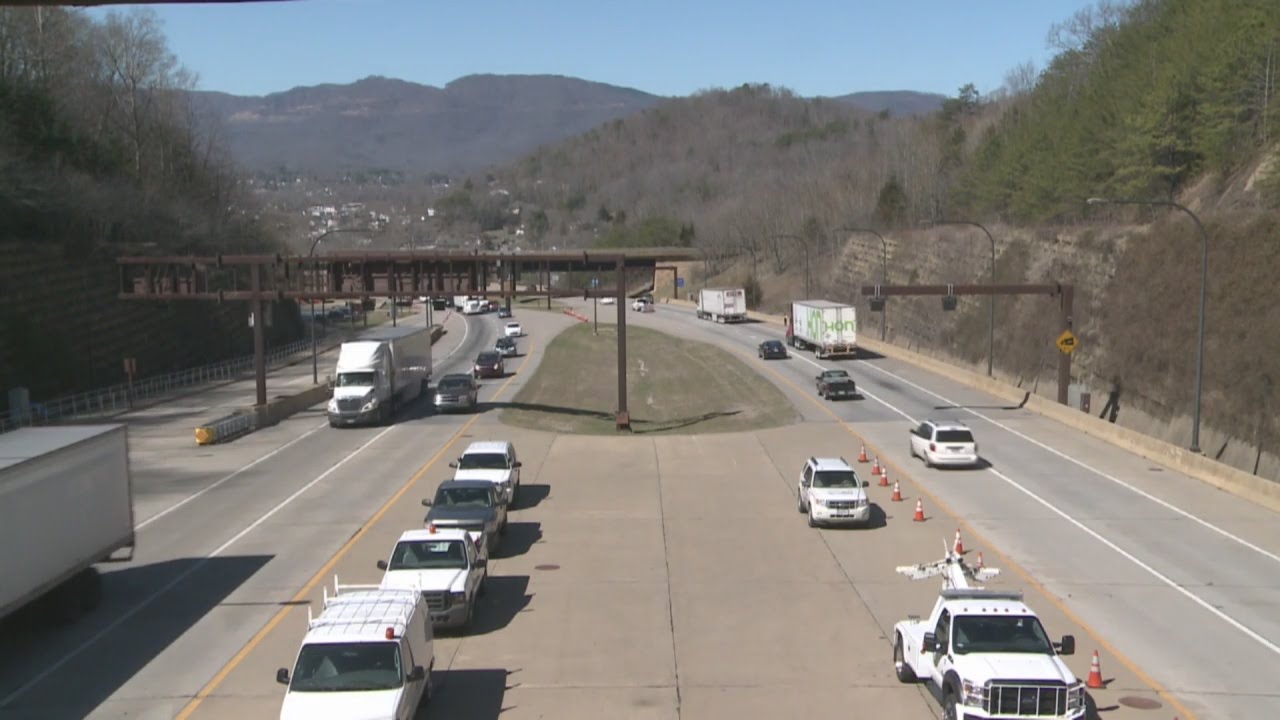 US-25E traffic after rock slide 6pm - YouTube