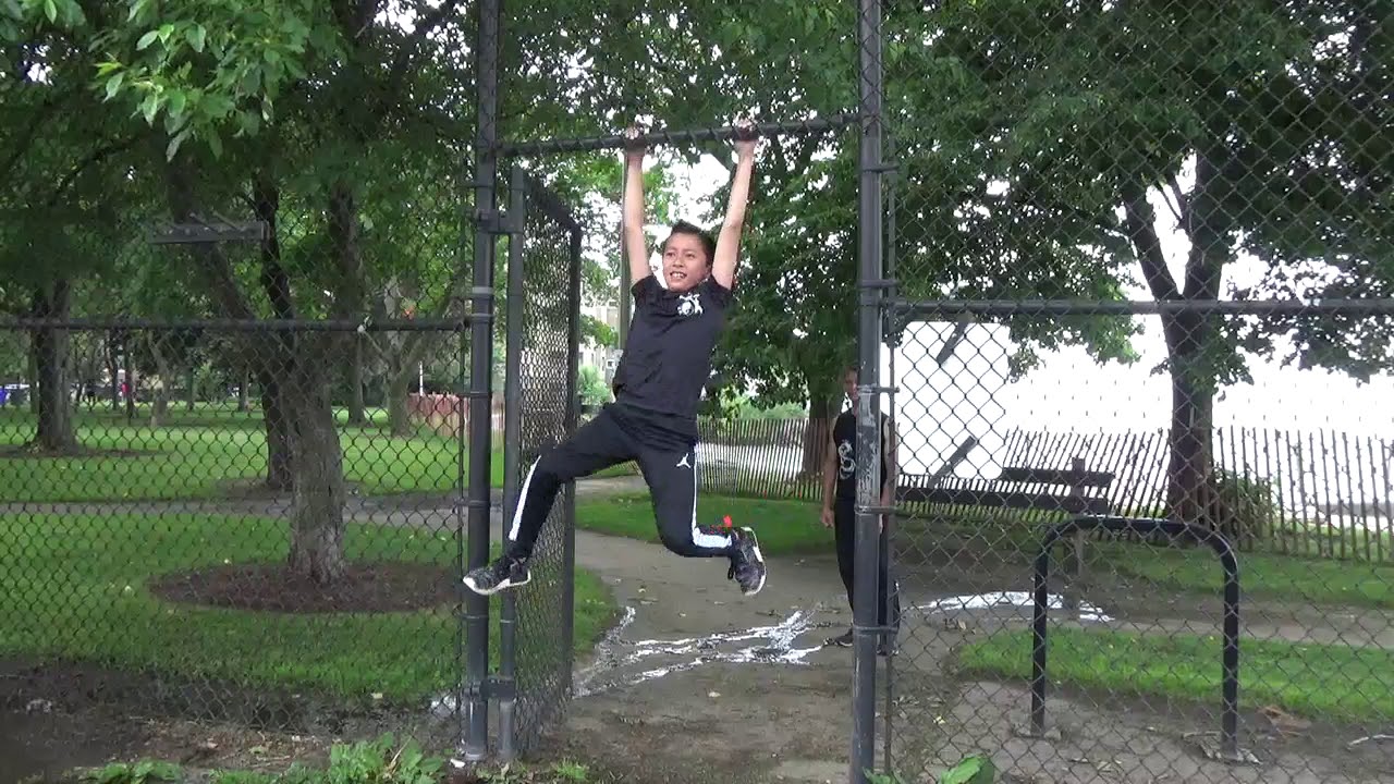 Kung Fu - Thick Bar Dead Hang Challenge - YouTube