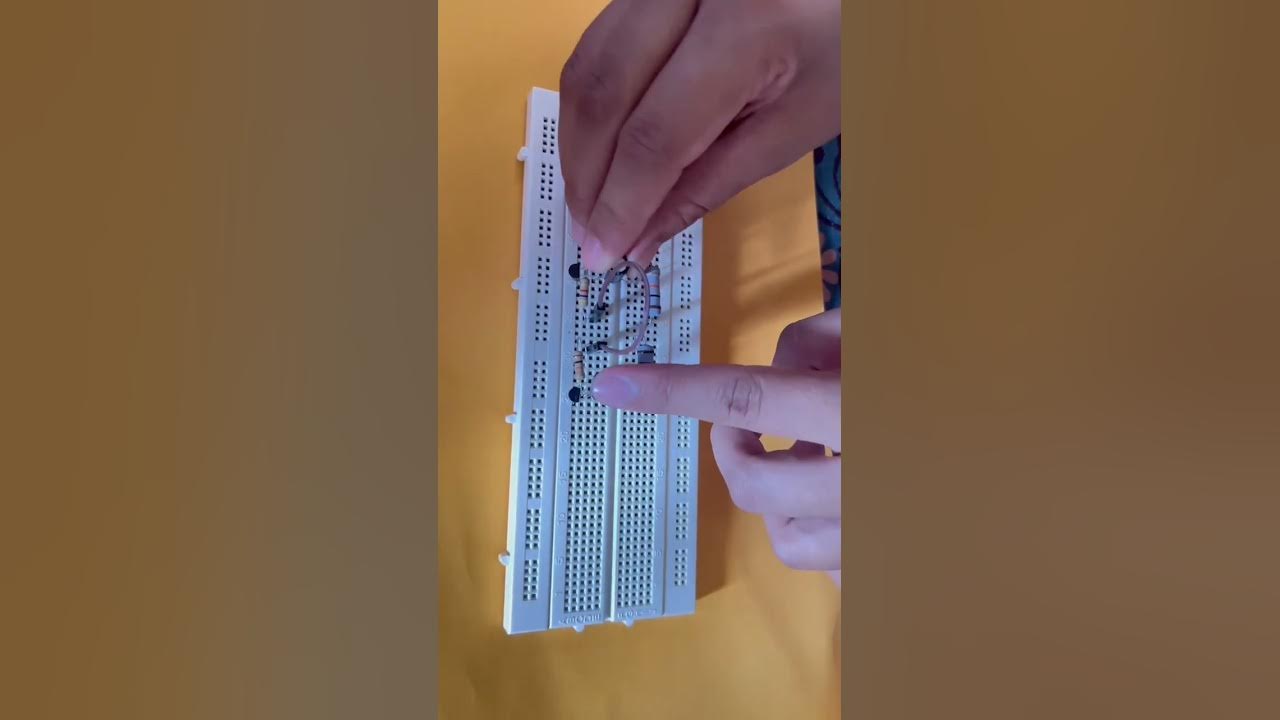 membuat rangkaian flip-flop - YouTube