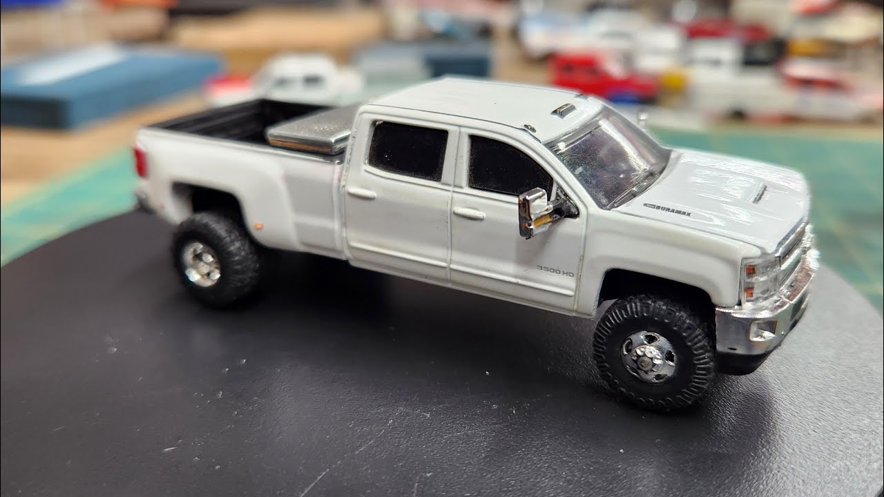 Chevrolet Duramax Dually ( Build ) - YouTube