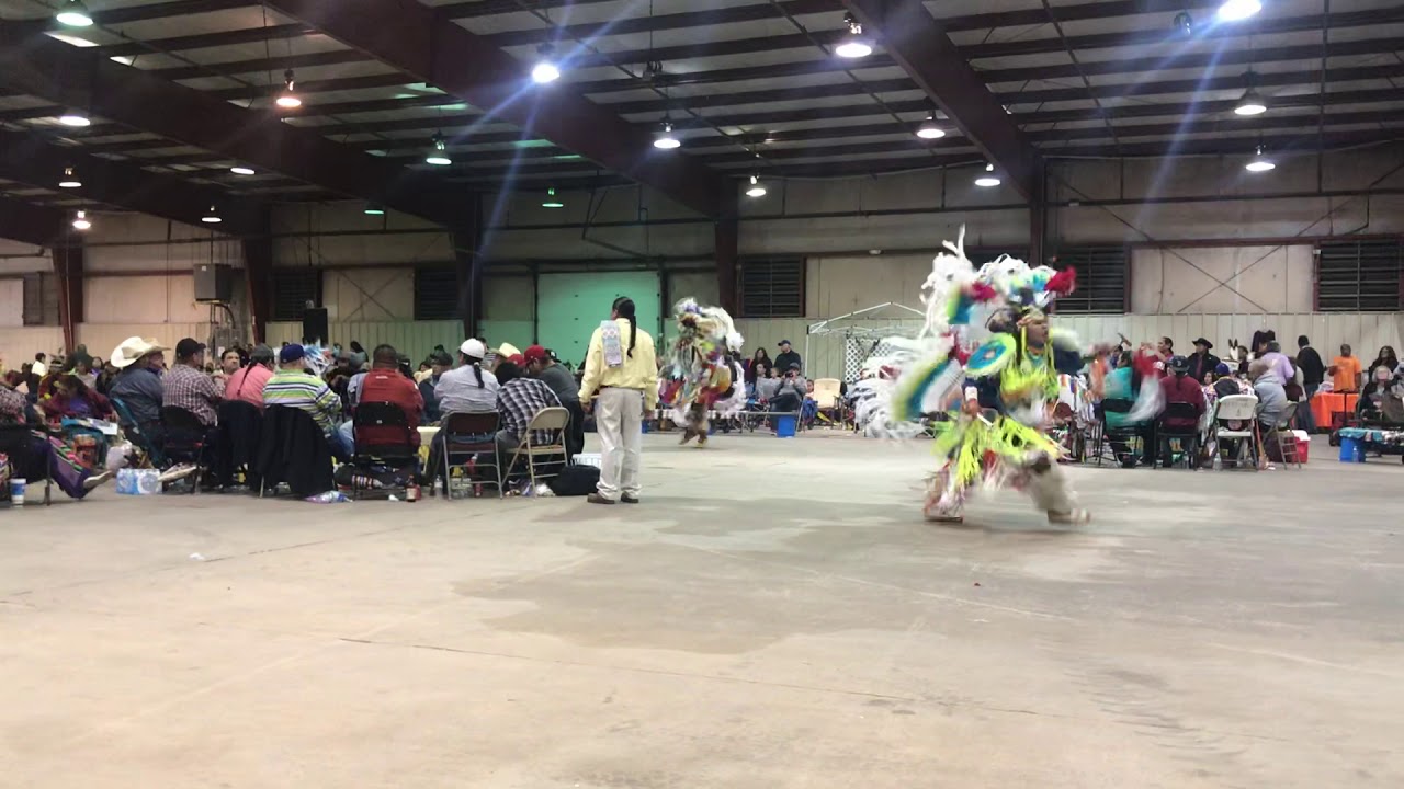 Men’s fancy song 2 Comanche little ponies powwow 2019 - YouTube