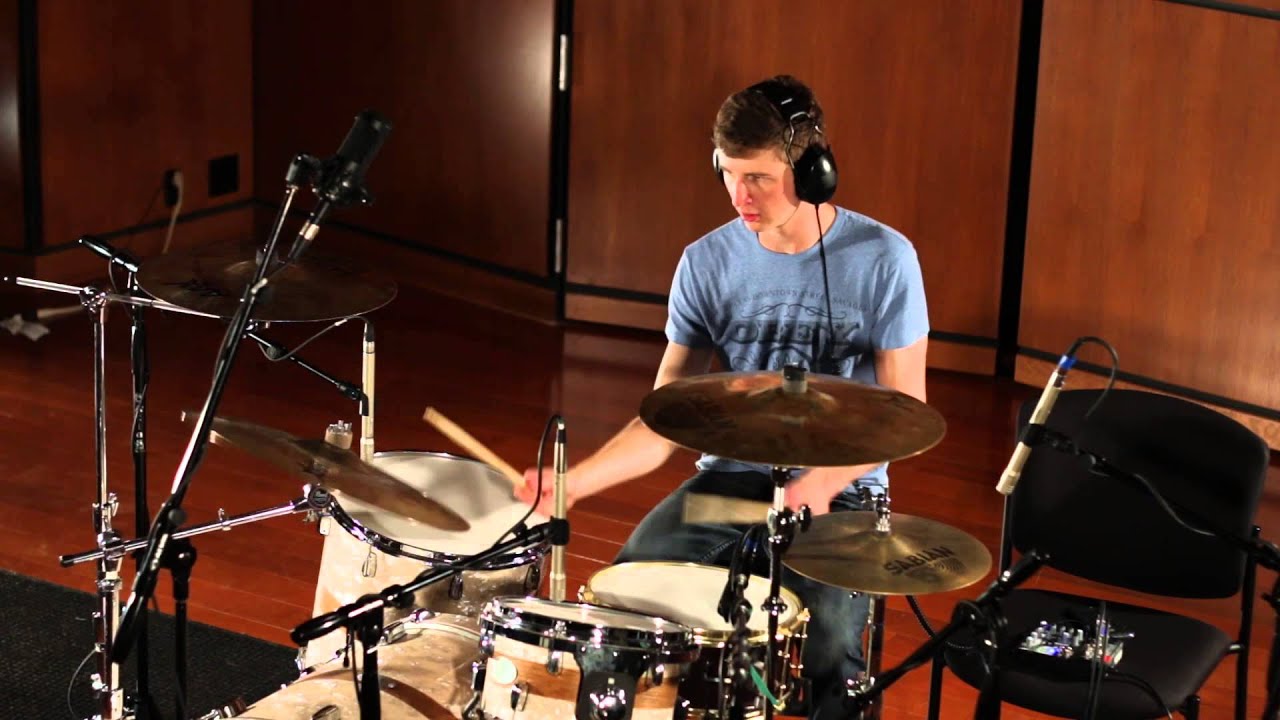 Taylor Swift-22 (improvised drum cover) - YouTube