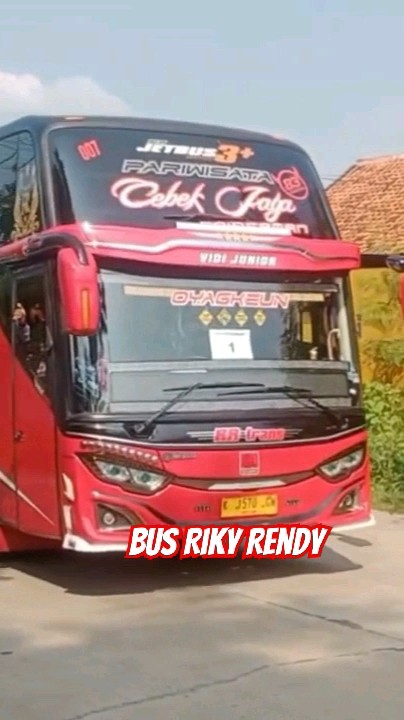 Telolet Bus Riki Rendy Cebek Jaya #shorts #short #busmania #bismania #telolet - YouTube