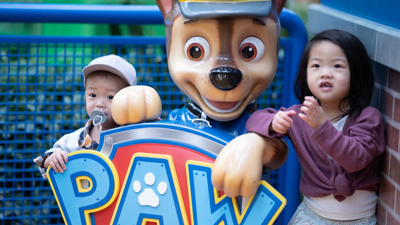Luna and Max Nickelodeon Universe - YouTube