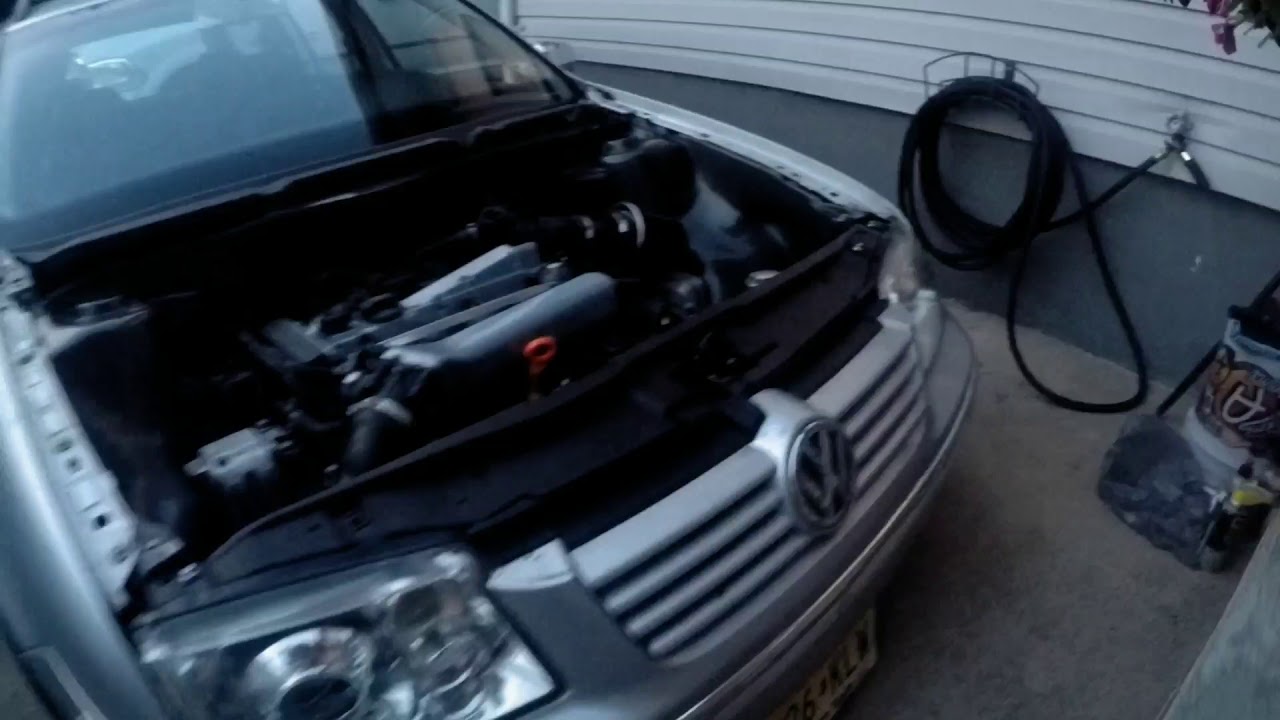 Shaved engine bay jetta wagon! (thatwagon) - YouTube