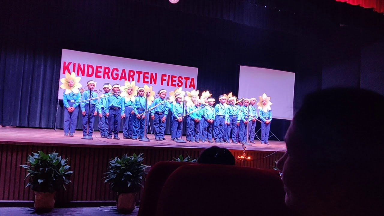 Flower performance - YouTube