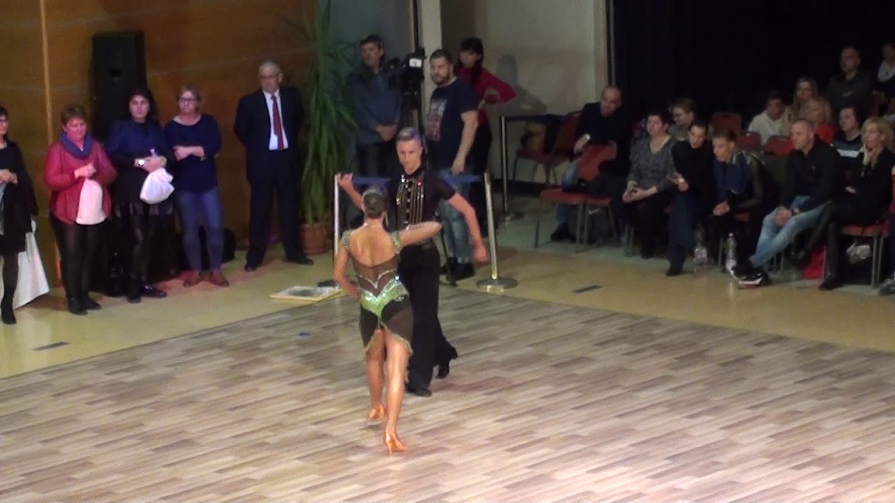 Rischák Balázs és Dajka Csenge B-A-S Országos Társastánc Bajnokság ...