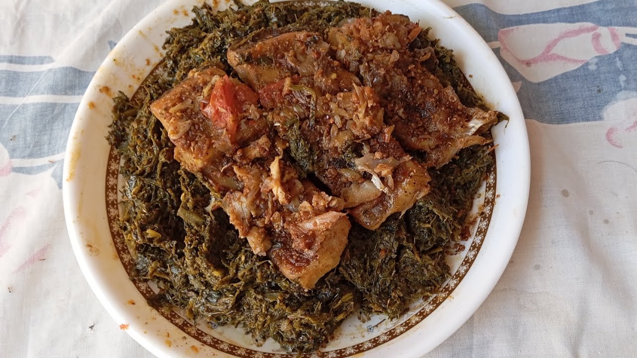 Pali palak fish recipe how to make Pali palak fish salan - YouTube