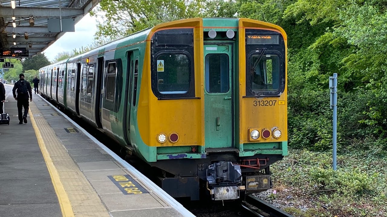 Class 313 PEP / BREL 1972 | 313207 | Southern | Barnham | 10/05/23 ...