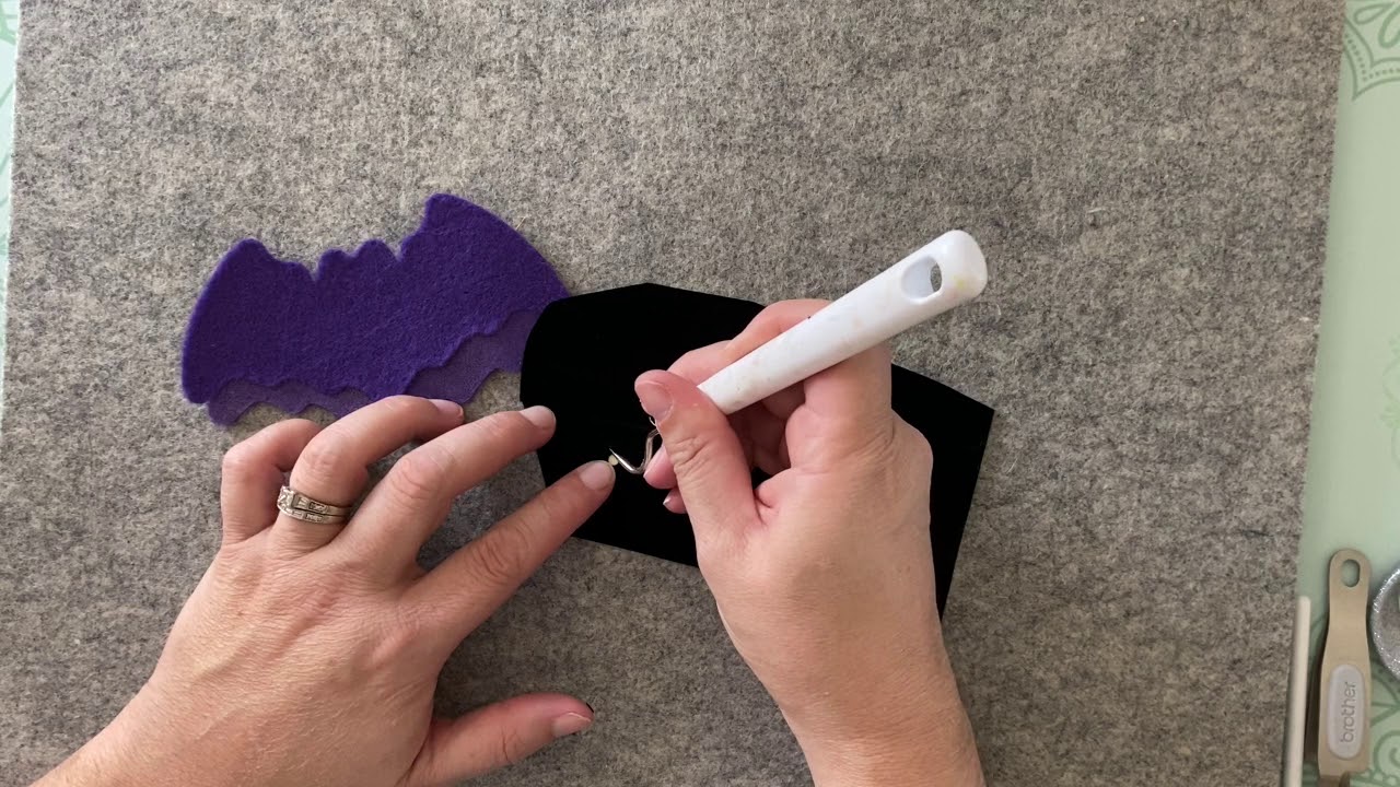 Rhinestone Bat Necklace with ScanNCutDX - YouTube