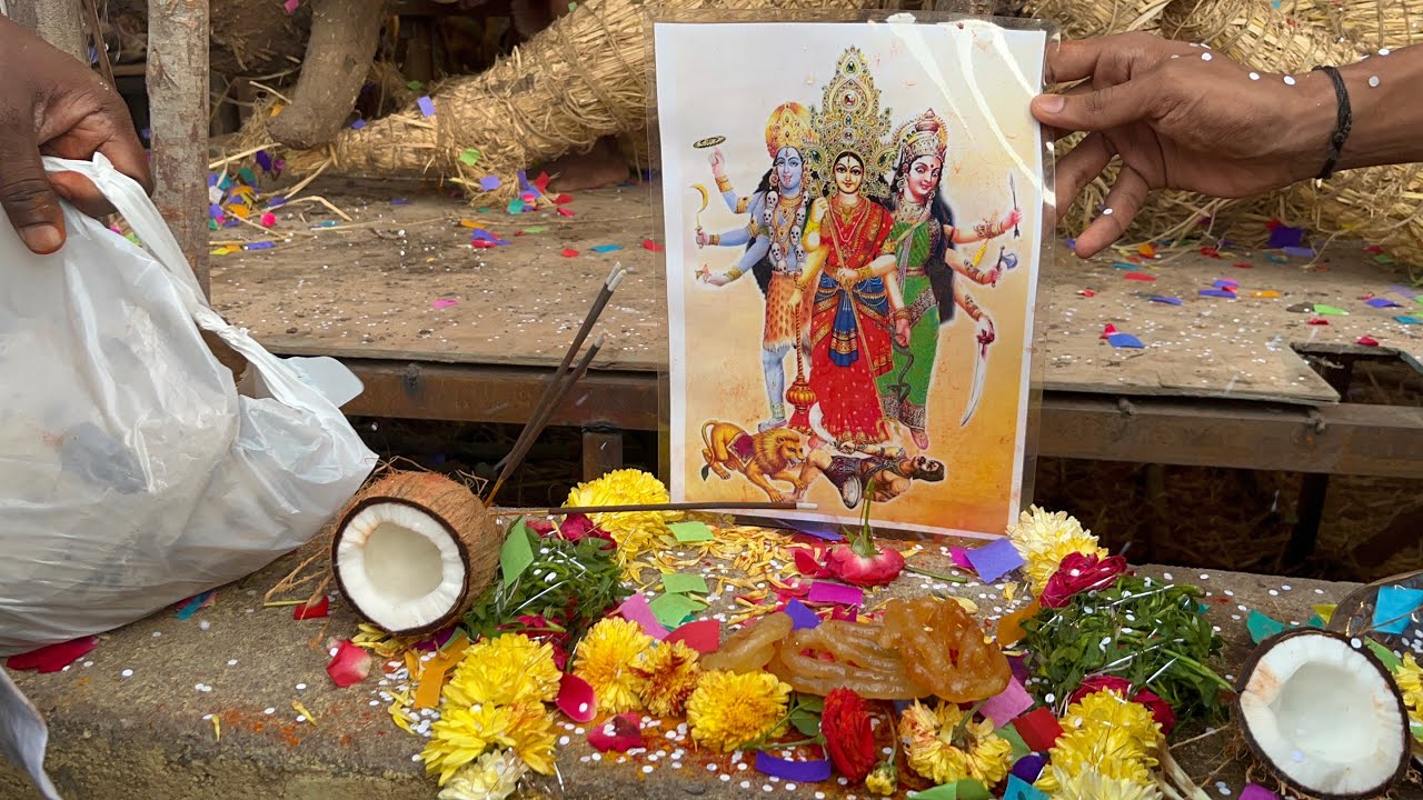 India's biggest Durga Mata Idols poster launch | Esamiya Bazar Tri ...