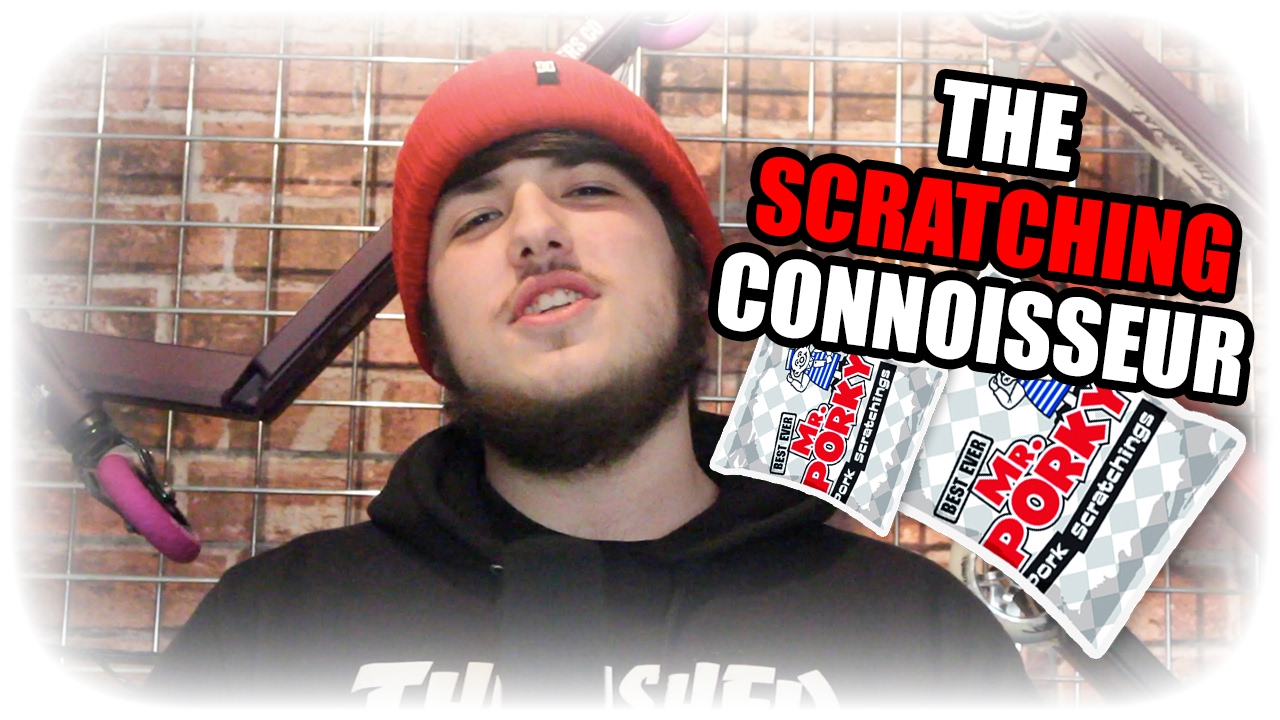 THE PENGEST MUNCH! *SMOKING A PORK SCRATCHING* - YouTube
