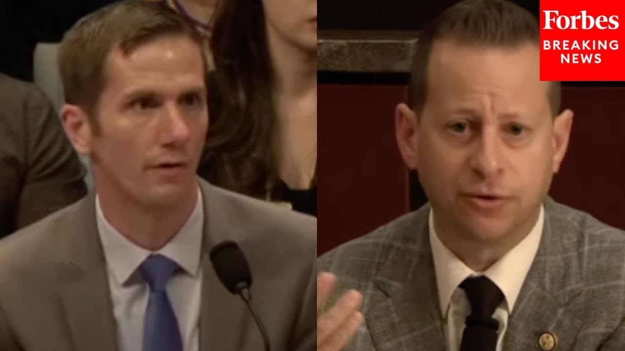 'Never Say This To Anybody...': UAP Whistleblower Recalls UAP Sighting ...