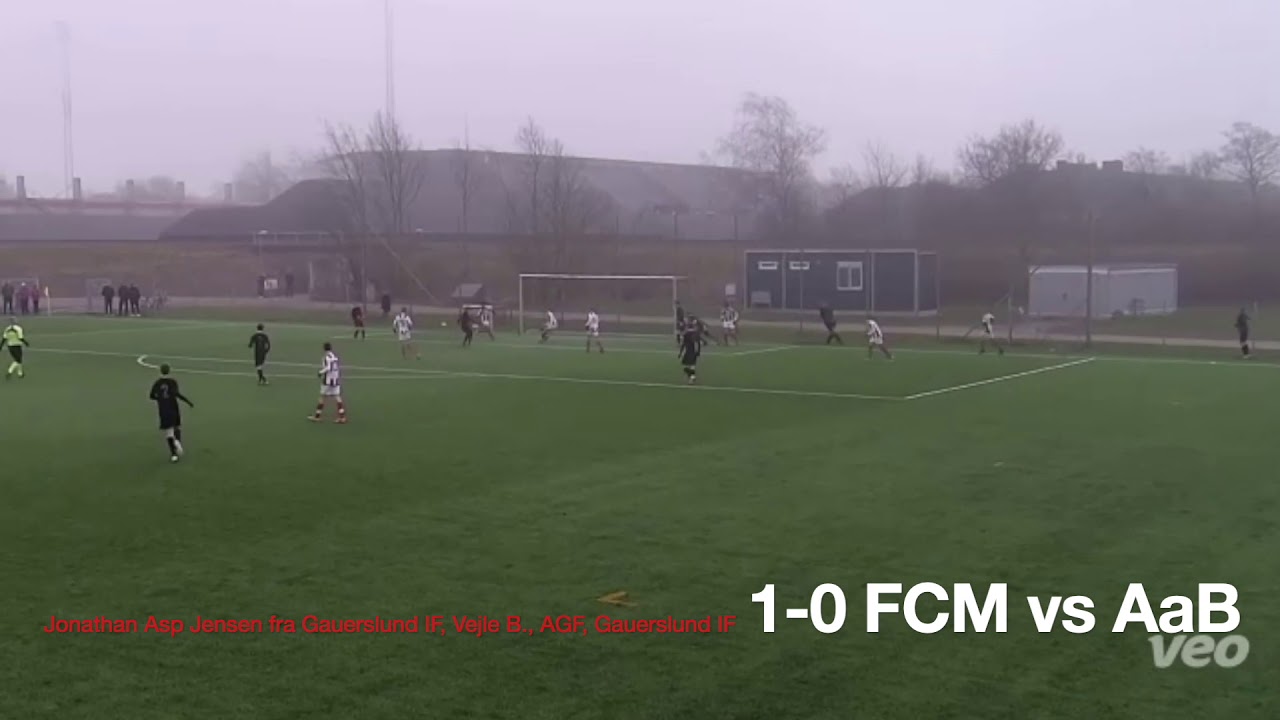 FCM U15 - AaB - YouTube