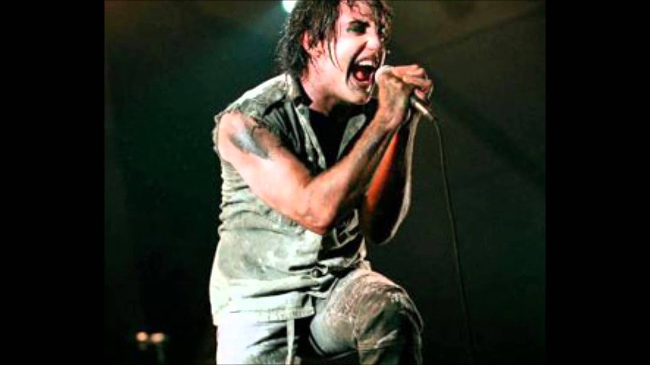 Nine Inch Nails That's What I get Live VIVIsectVI tour - YouTube