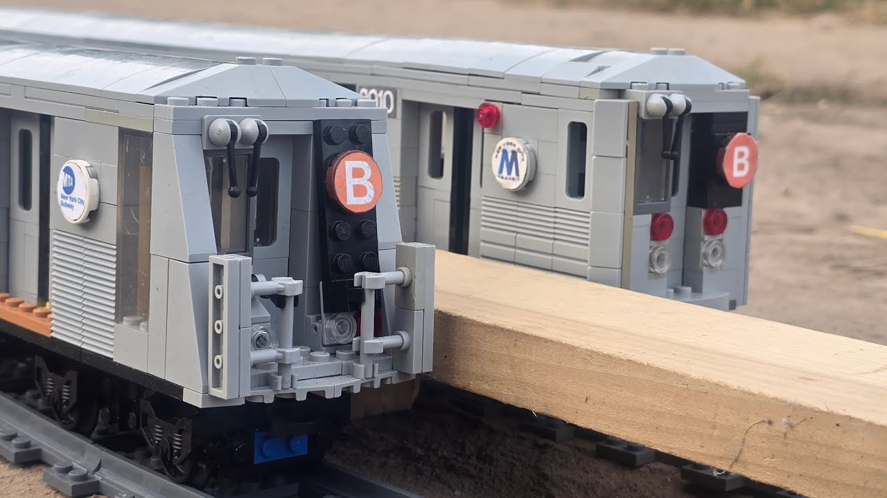 Lego MTA Subway Action! - Lego R40 Slant & R68 B & Q train action at ...
