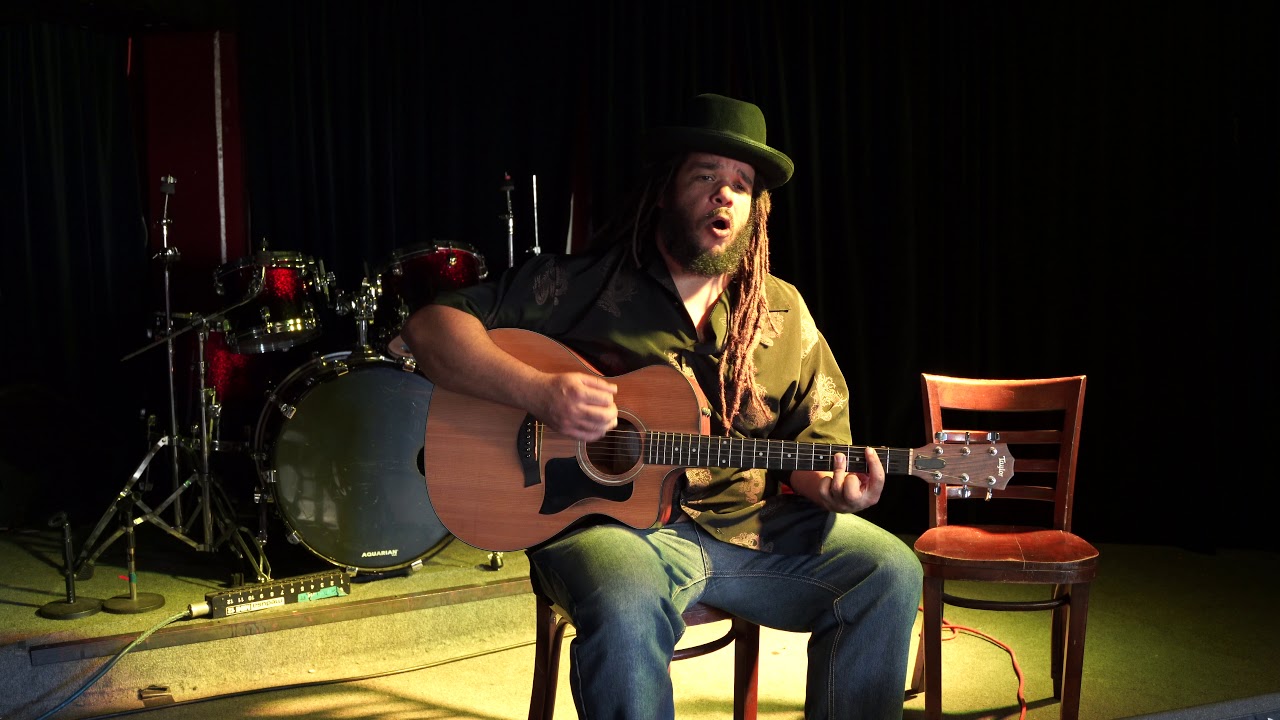 Keith Batlin's performance at the Anna O'Brien's Facebook Live event, 4 ...