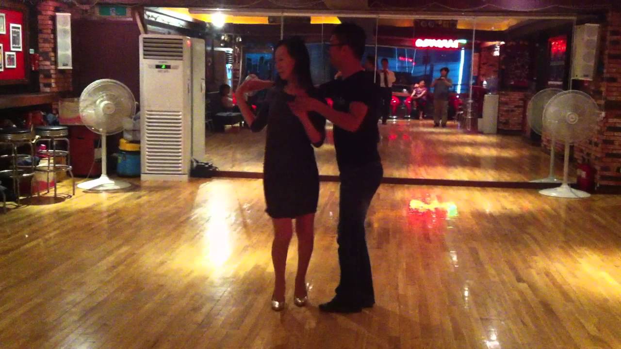 Mambo Intermediate Pattern 1 - YouTube