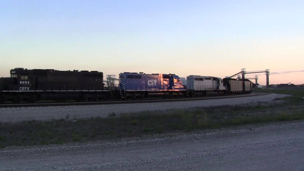 Indiana Southern Railroad coal train loading at the Bear Run Mine - YouTube