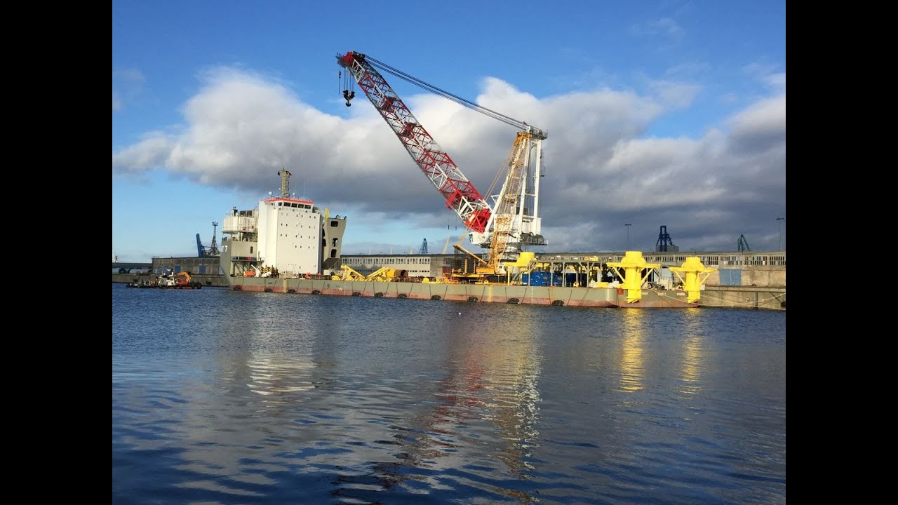 GIANT 7 - NDEAVOR. CABLE LAYING VESSEL - YouTube