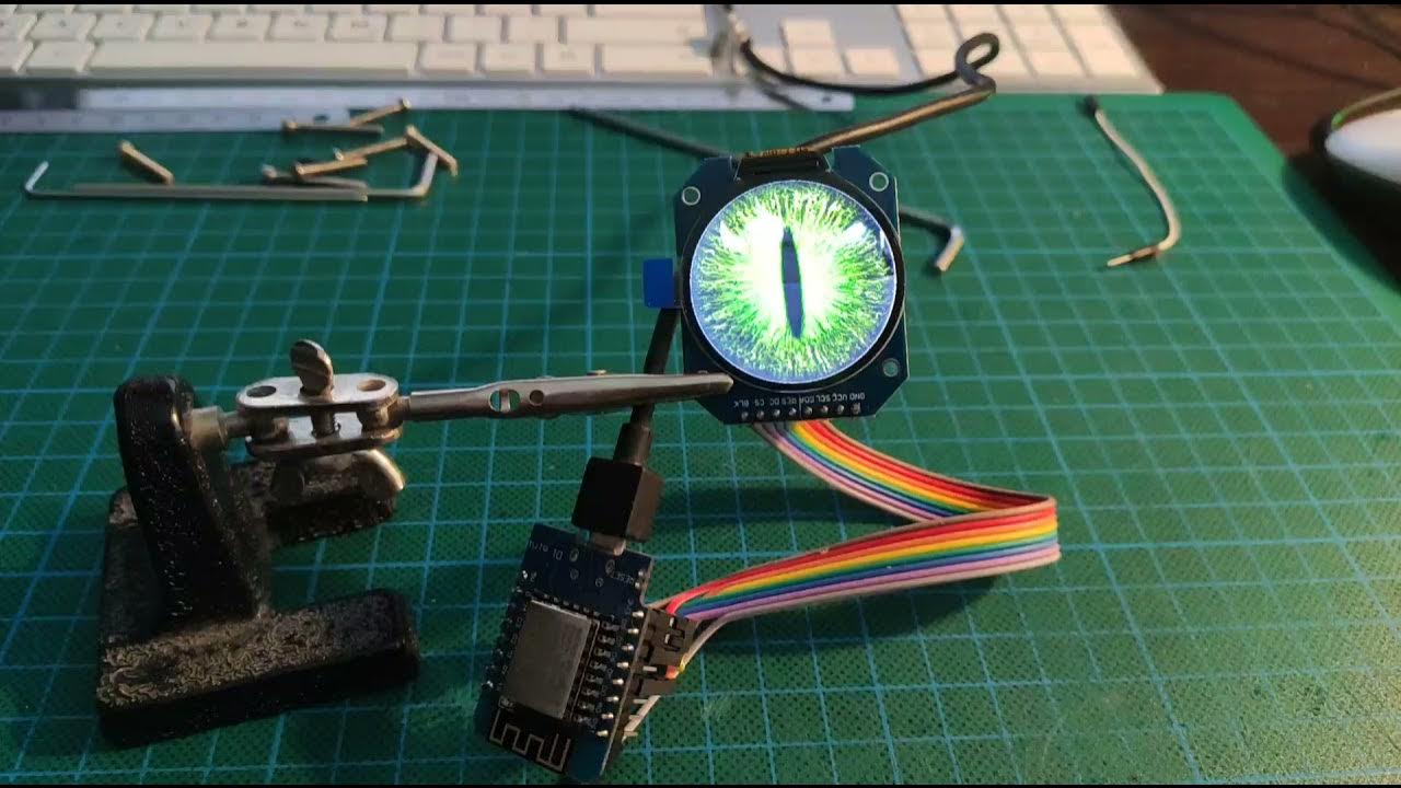 round display (GC9A01) on ESP8266/NodeMCU MIni D1 - YouTube