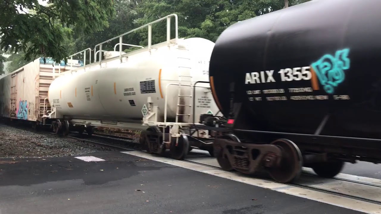 CSX B725 Crossing Leonard Street in Foxborough MA (7/27/18) - YouTube