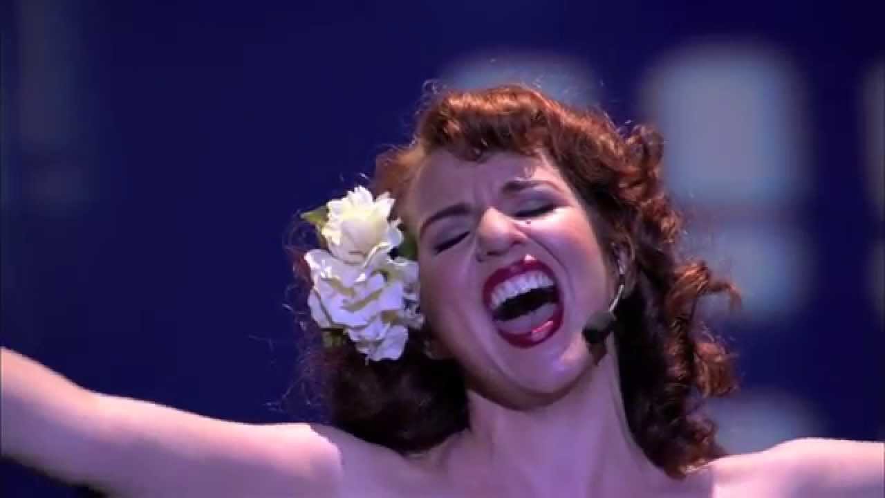 Cinema Sirens. Laura Ellis sings movie and jazz classics. Vintage at its best. - YouTube