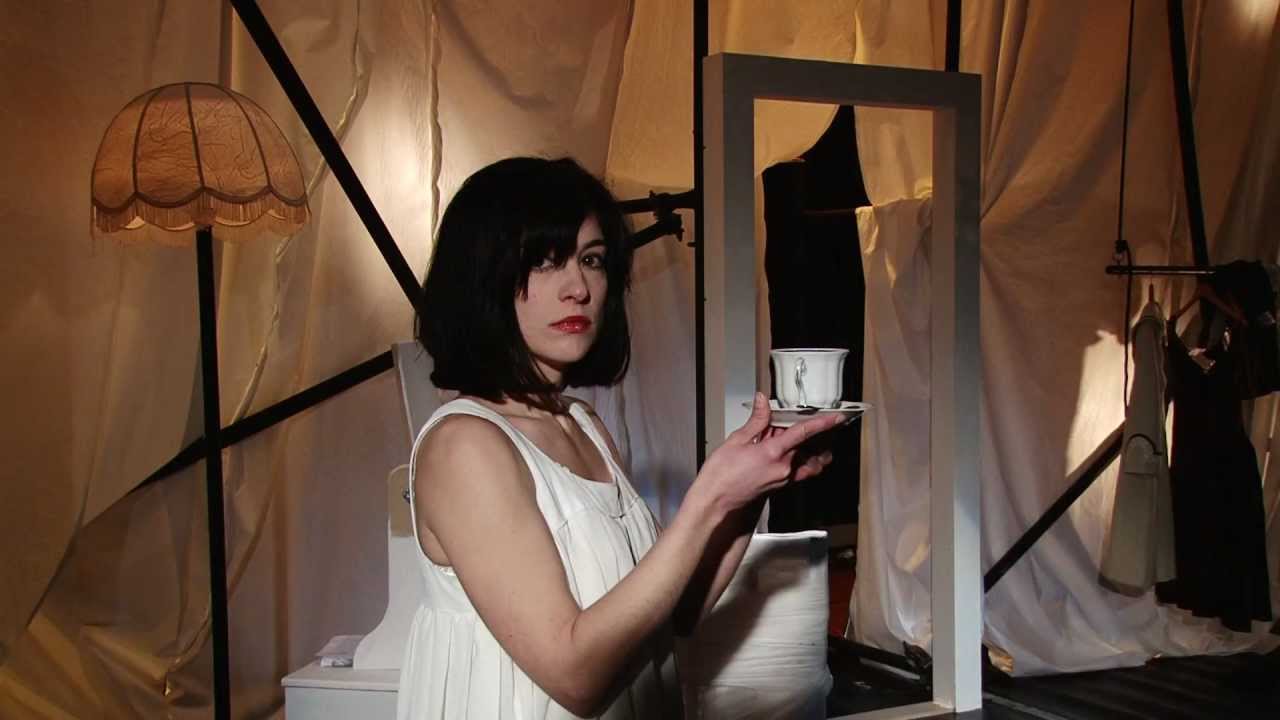 Οι Δούλες - Ζαν Ζενέ (The Maids Jean Genet) - YouTube