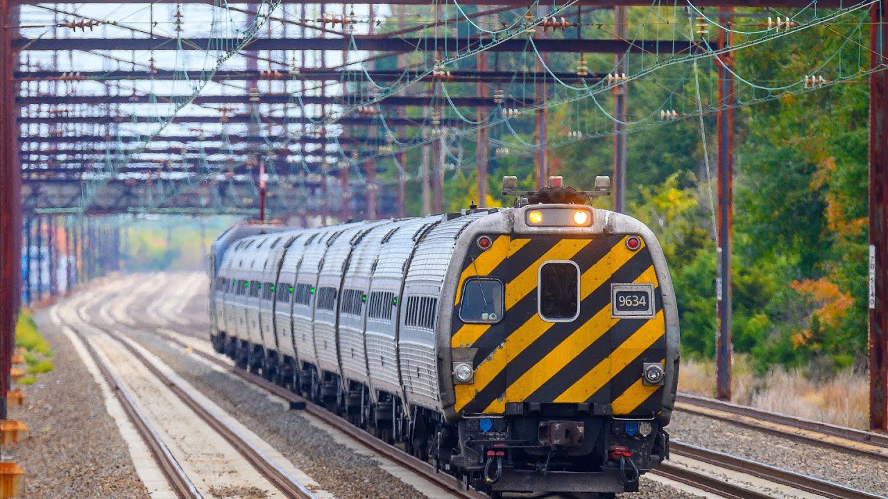 Extra long!! Amtrak Northeast Regional Train #121 foamage! 😮 ️🎥🚂🚂🚂 ...