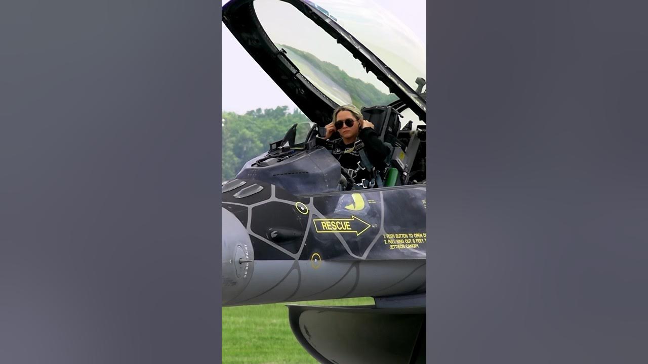 Aimee Rebel” Fiedler F 16 Viper Demo Youtube