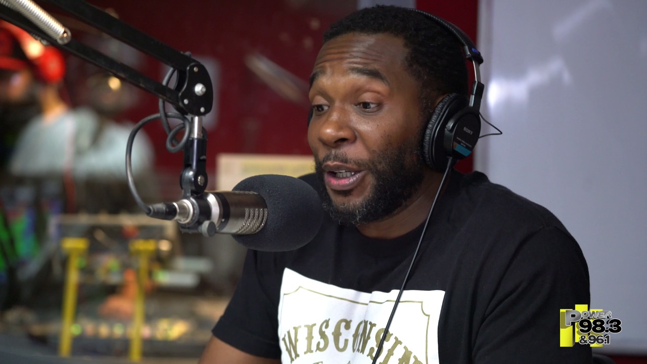 Oh Jezuz Talk Aries Spears getting beat up during interview w/ Actor T ...