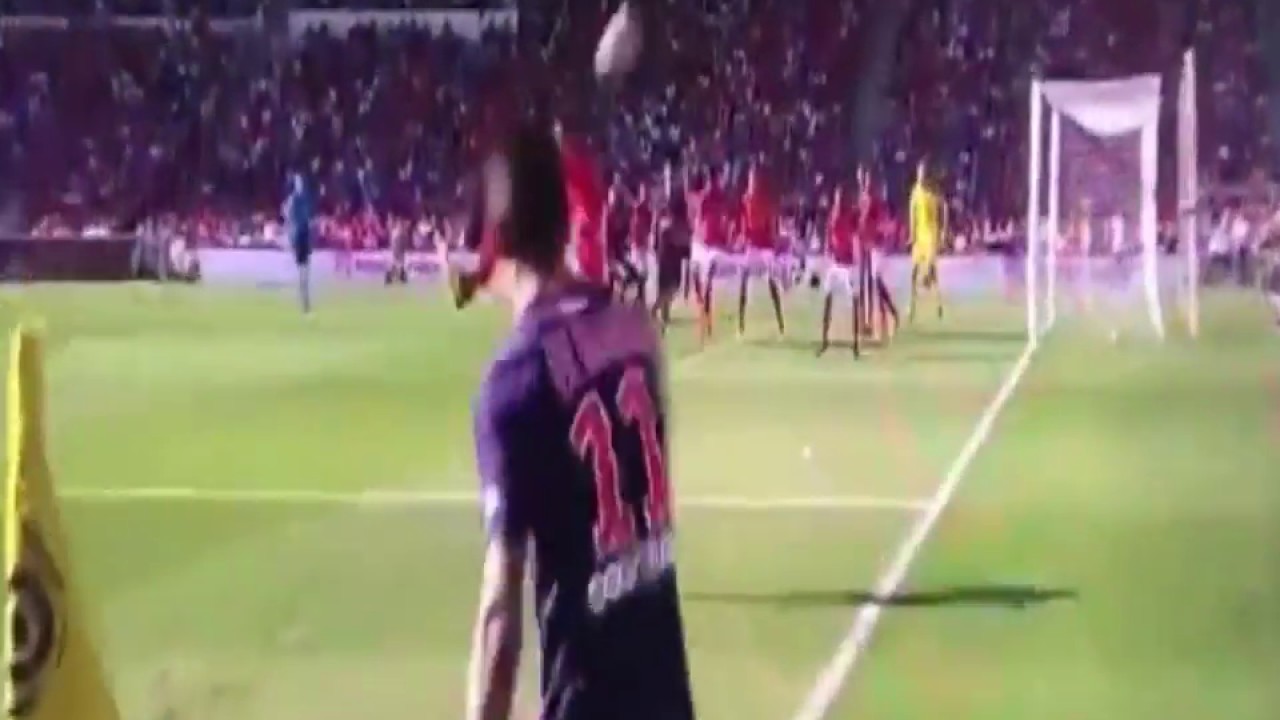 Di Maria Goal From Corner - YouTube