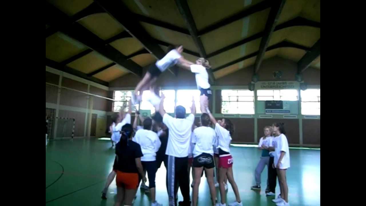 Lasers Cheerleader Würzburg Promo Video - YouTube